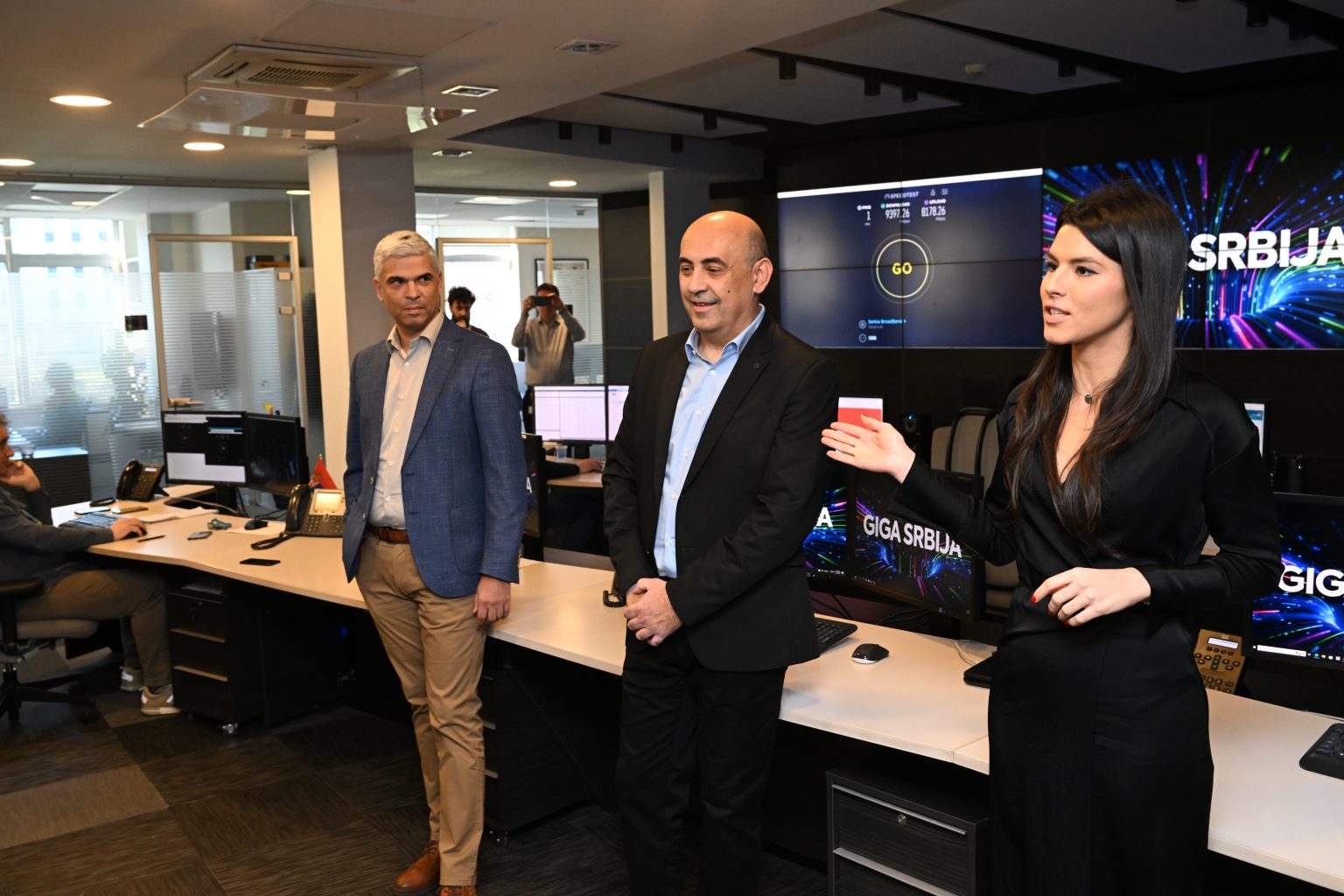 SBB Optička mreža - Digitalizacija, EON TV | GIGA Srbija